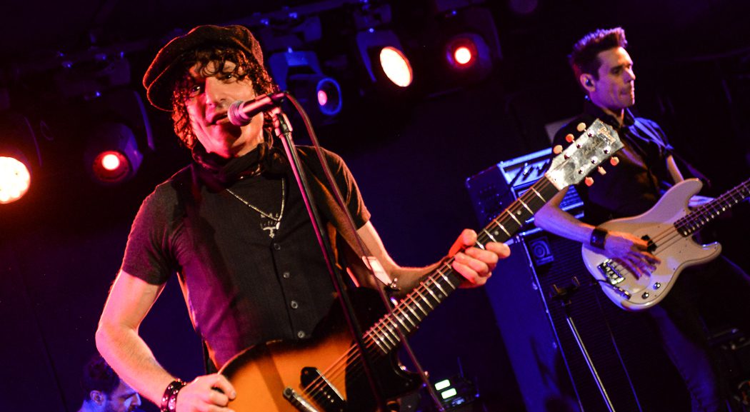 DS Show Review/Photo Gallery: Jesse Malin Performs “Glitter In The ...