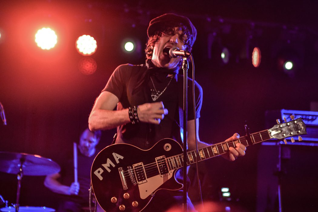 DS Show Review/Photo Gallery: Jesse Malin Performs “Glitter In The ...