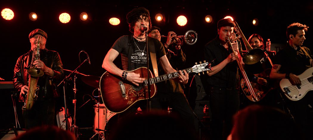 DS Show Review/Photo Gallery: Jesse Malin Performs “Glitter In The ...