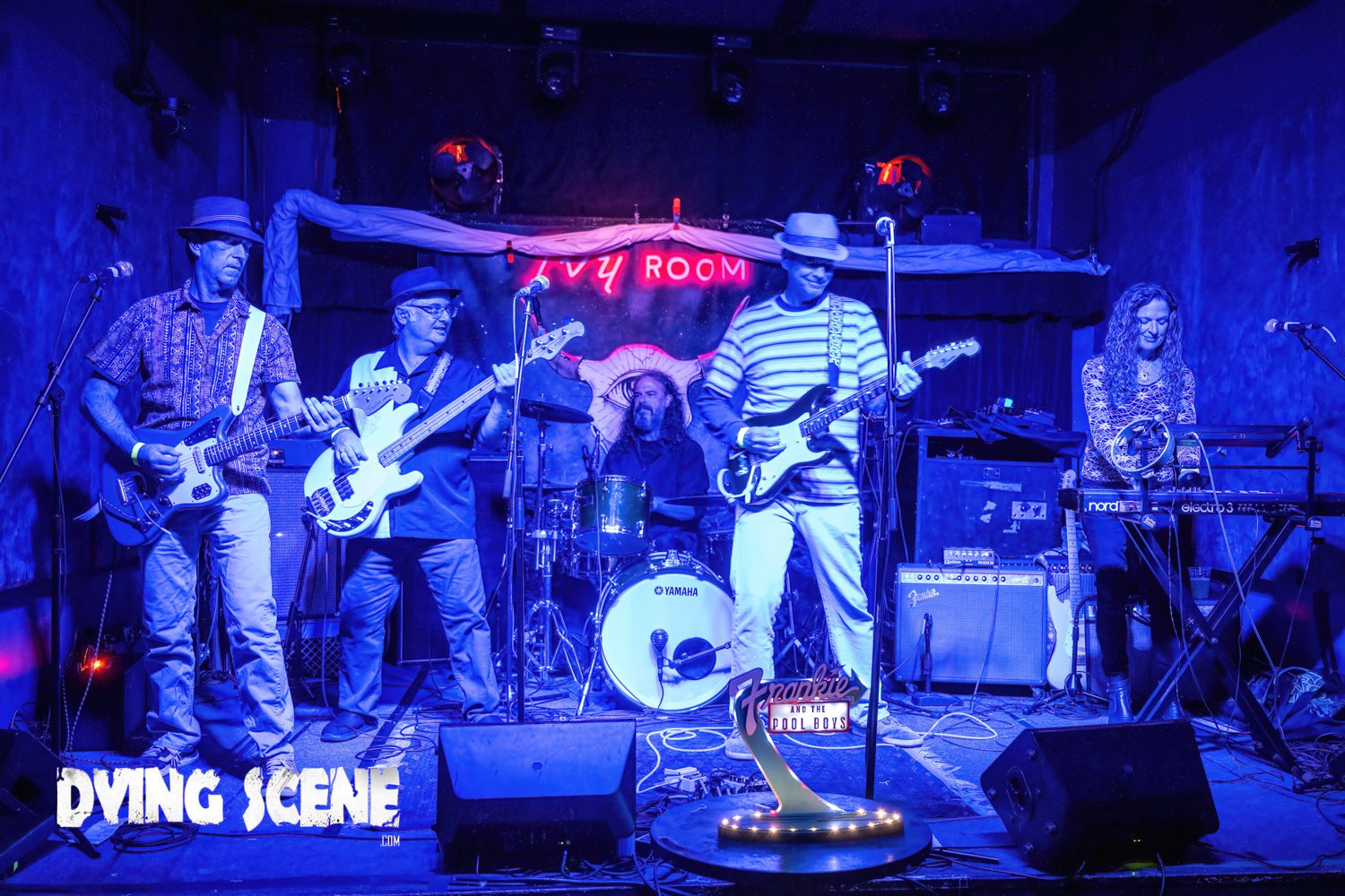 DS Show Review & Gallery: The Bomboras/Frankie and the Pool Boys ...