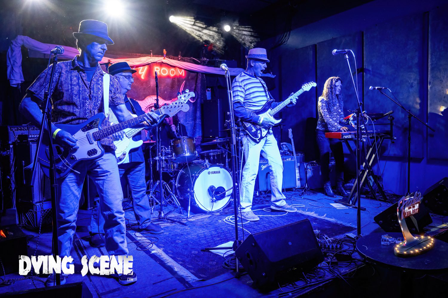 DS Show Review & Gallery: The Bomboras/Frankie and the Pool Boys ...